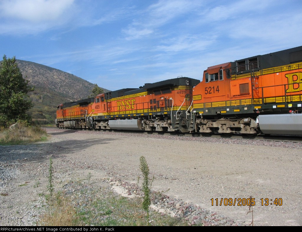 BNSF 4825